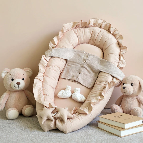 Lilly & Lula | Portable Padded Lounger Baby Nest Pod & Bed with Frill ...