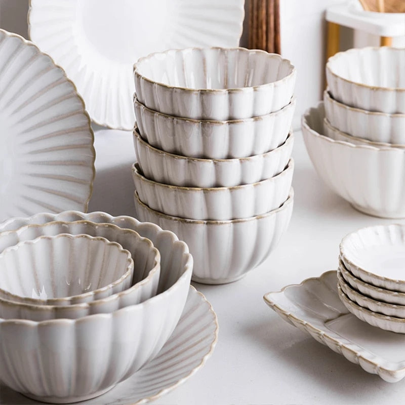 Lilly & Lula | White Scalloped Ceramic Tableware Plates & Bowls - 6 Sizes